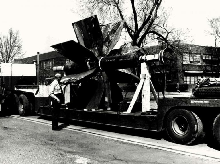 About Us - H Clay Moore & Associates Inc.